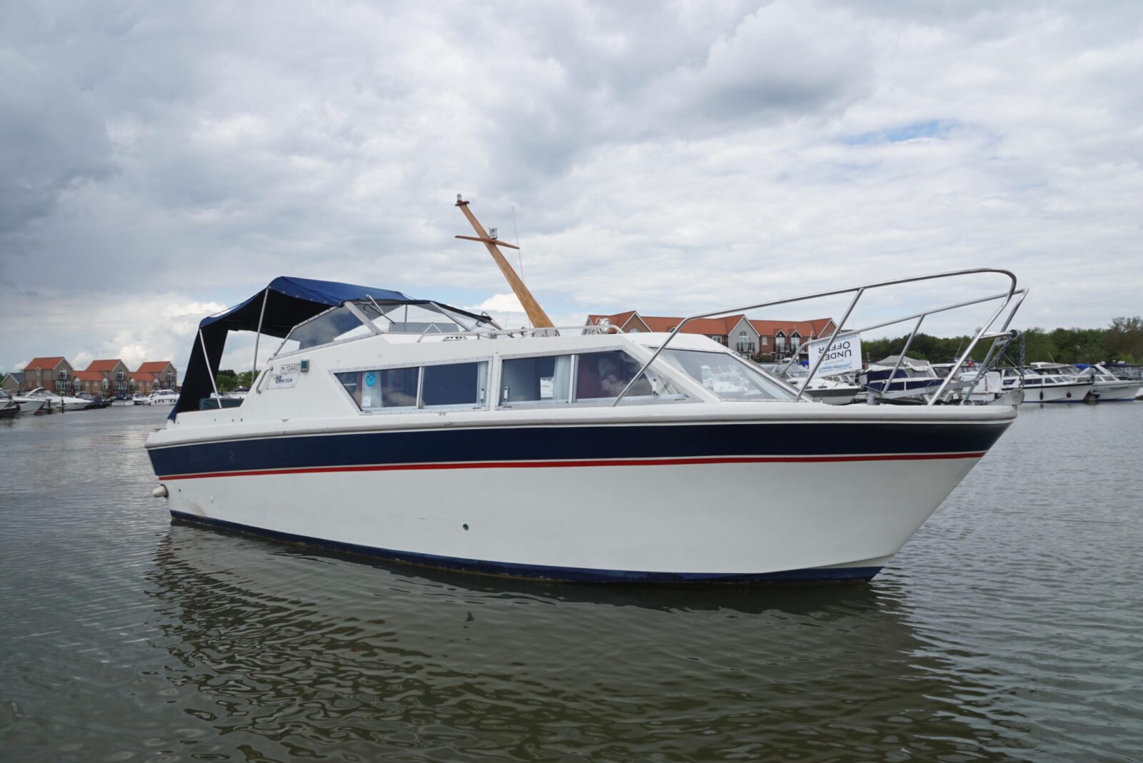 Seamaster 813 7893207 – Burton Waters Boat Sales